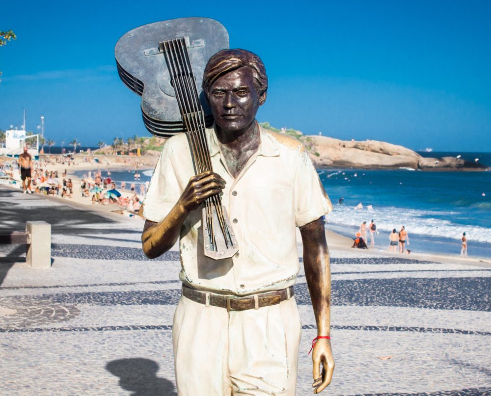 Tom Jobim - biografia do compositor brasileiro - InfoEscola